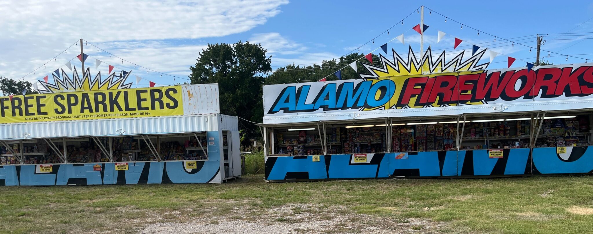 Alamo Fireworks Stand – Bartonville