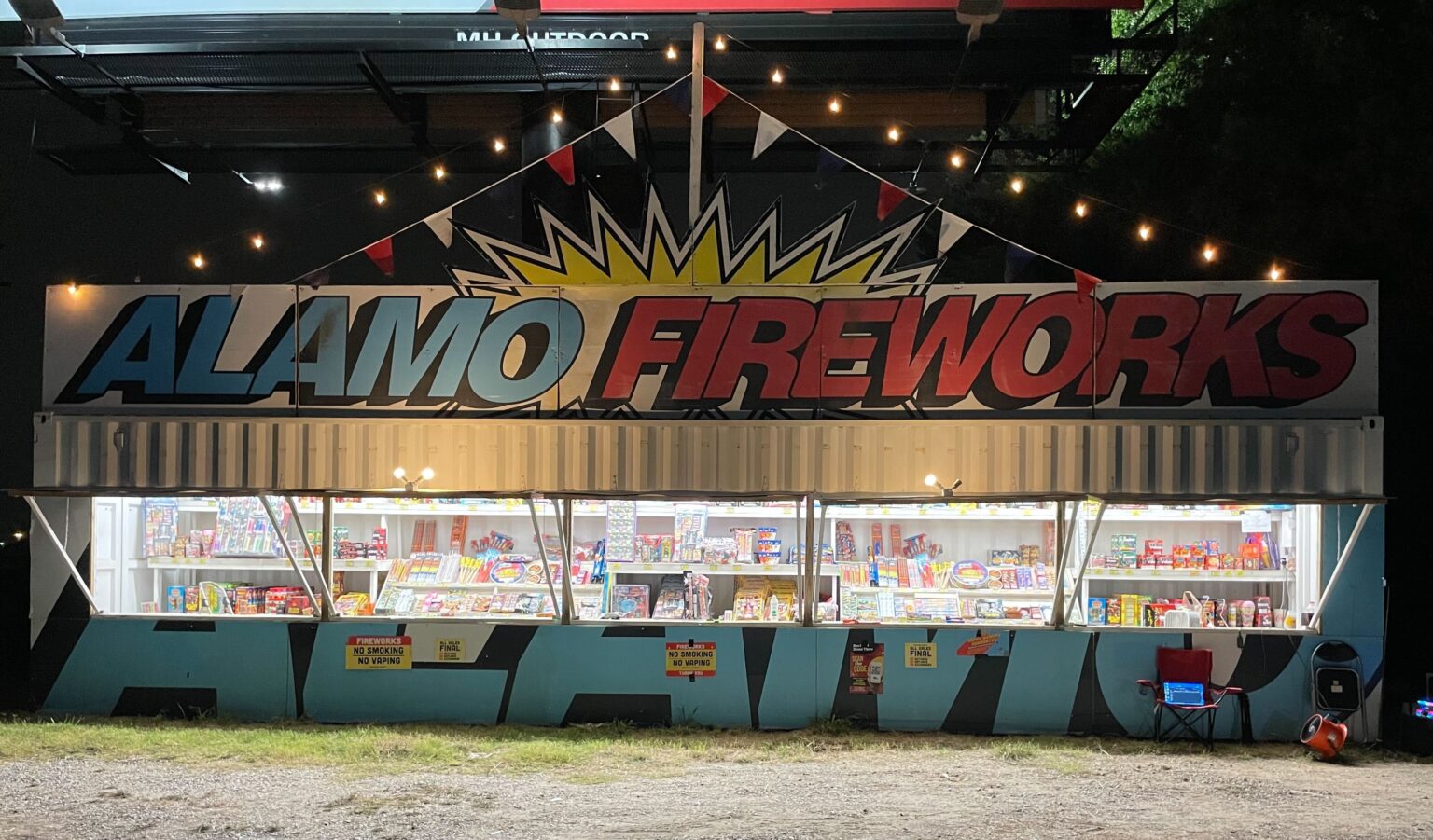Alamo Fireworks Stand – Wilmer